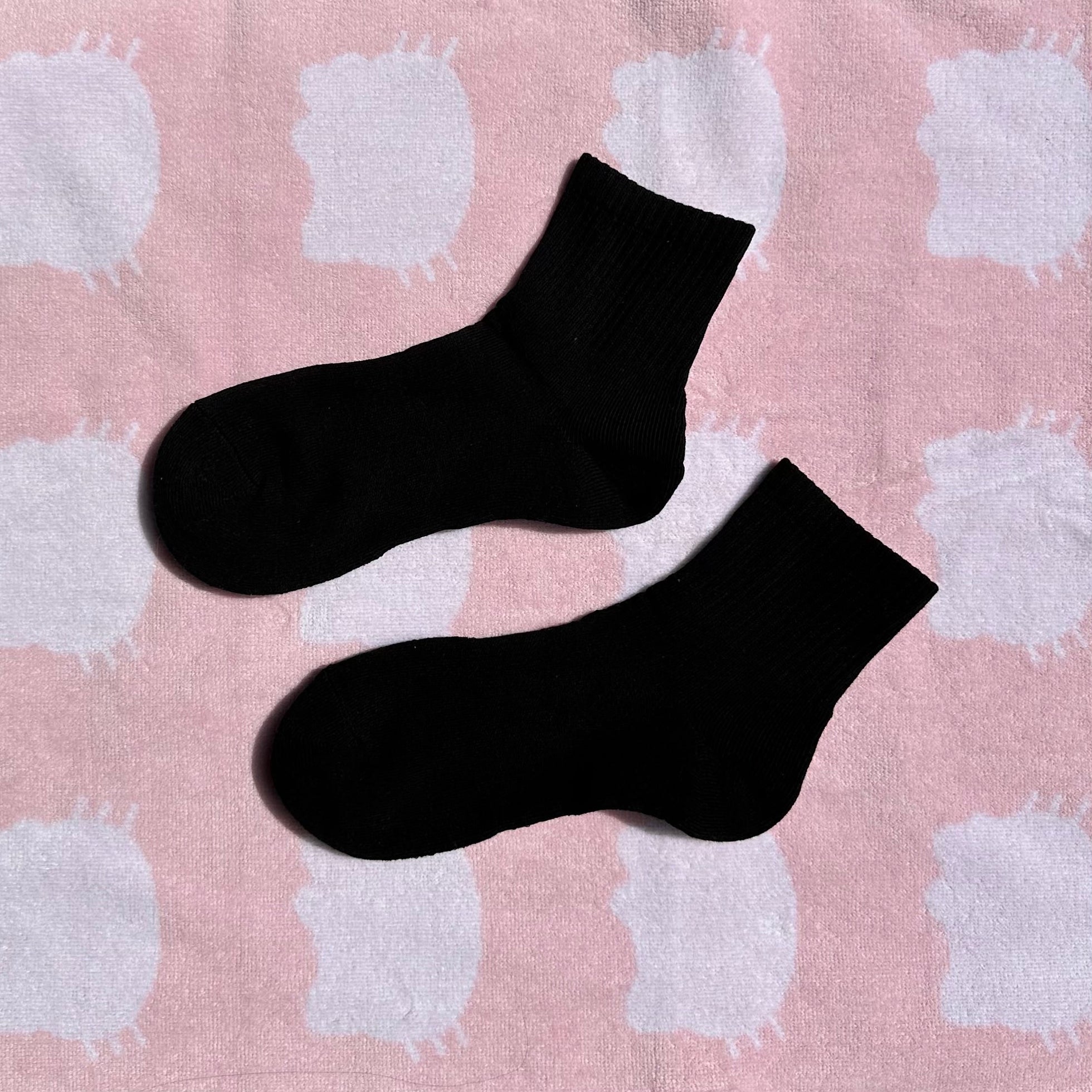 Super Socks – Shiny by Nature